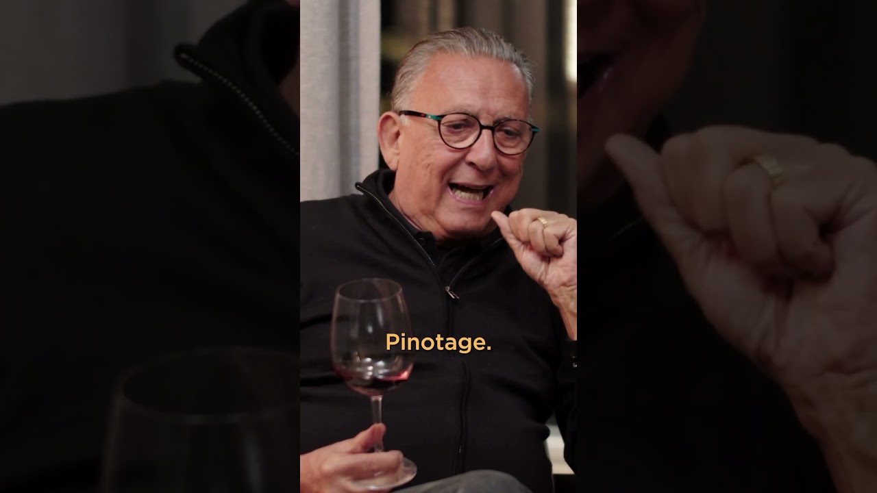 WHO AGREES WITH GALVÃO? #shorts #galvaobueno