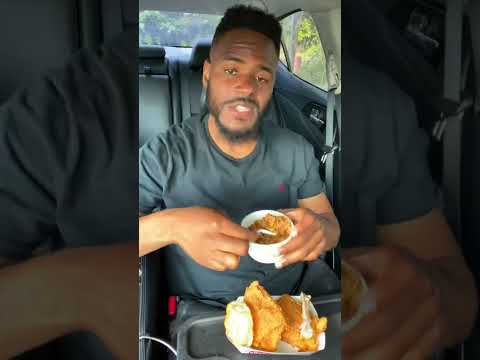 The BEST Gas Station ⛽️ CHICKEN‼️ There Is‼️????‼️. #fyp #gasstation #shorts #fastfood #foodreview