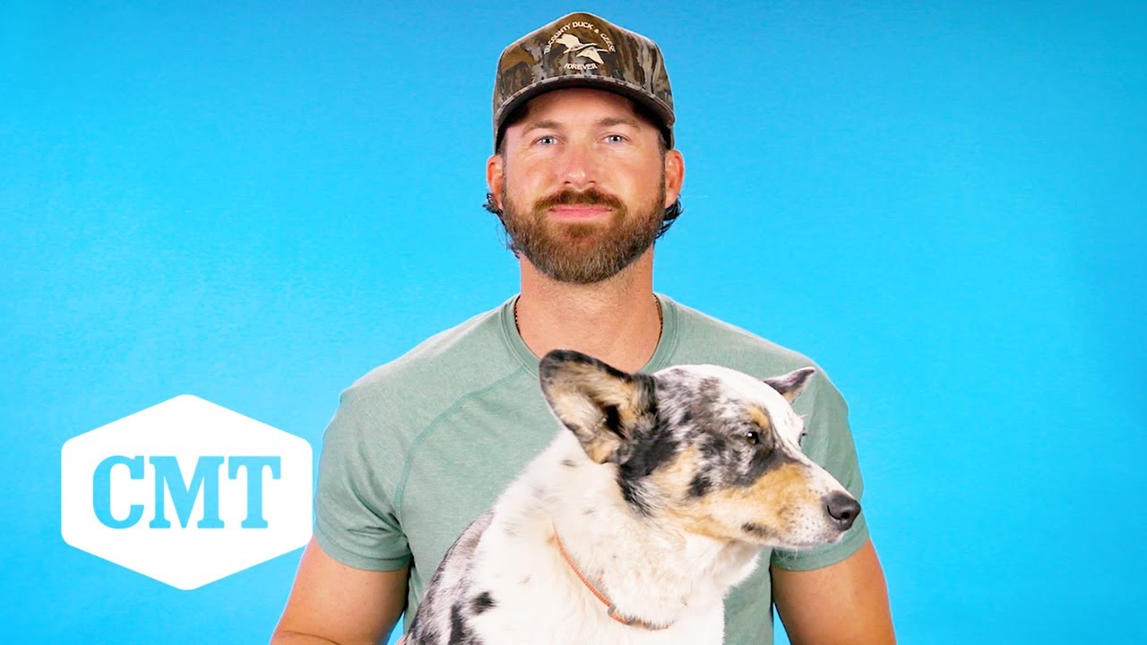 Tour Essentials with Riley Green | CMT
