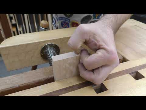 Dovetail Saw Tutorial From Rob Cosman