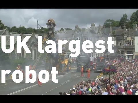 Meet the UK's largest mechanical robot!