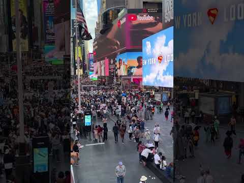 LARGE CROWDS IN TIMES SQUARE FOR SPECIAL EVENT 6/14/25 #nycwalk #nycvlog #timessquare #nyc #fyp #ny