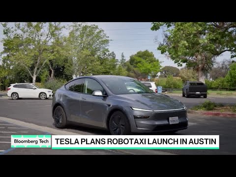 Musk’s Tesla Prepares to Launch Robotaxi Service