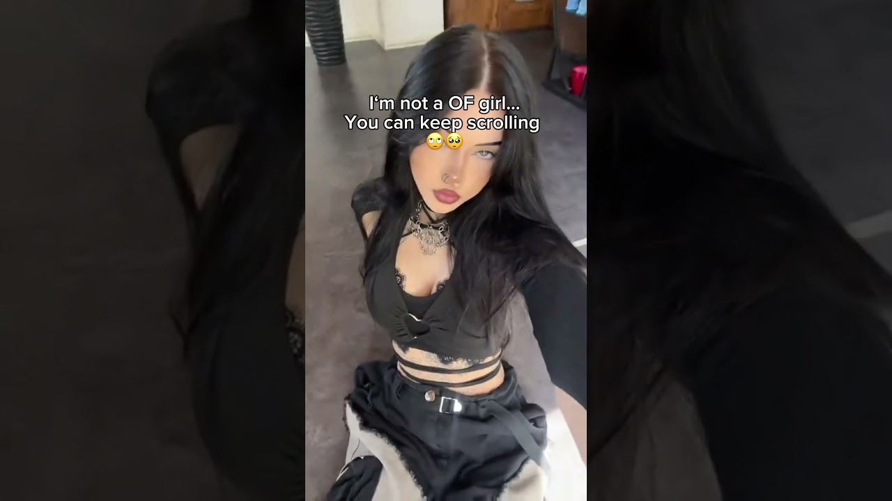 Don’t show this to a goth girl🫣 #fy #fyp #earrings #goth #gothgirl