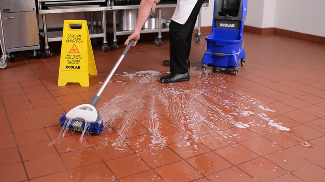 Sanitizing Wash 'n Walk | Cleaning Procedures