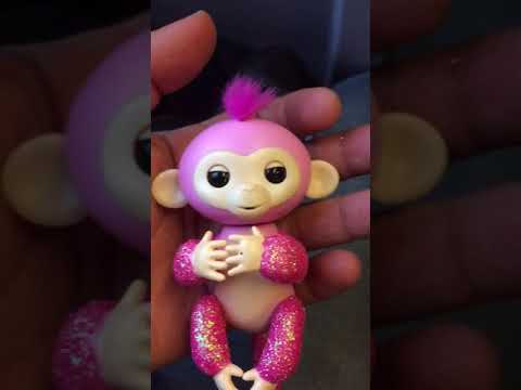 sweet fingerlings monkey play ! Hot Christmas pet toy