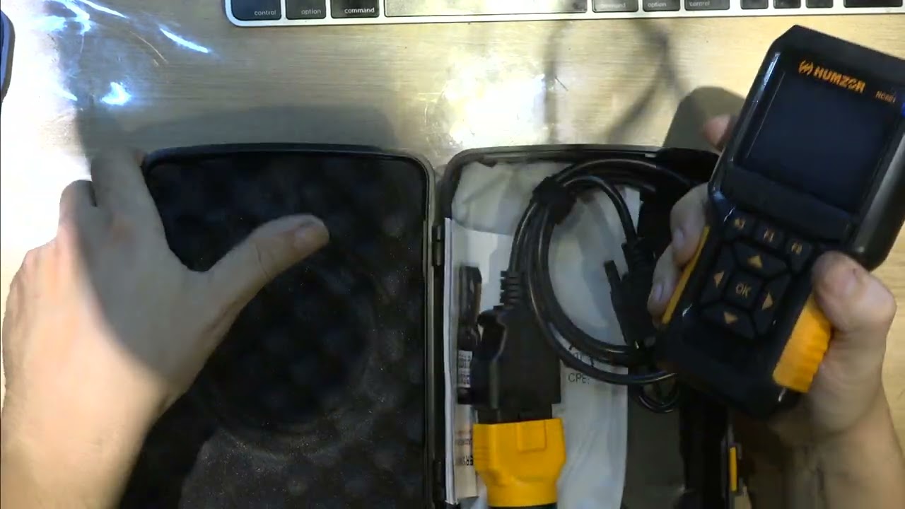 HUMZOR nc601 unboxing scanner for step van trucks tracktors