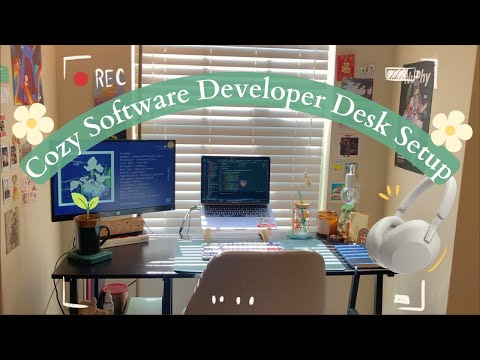 Organized Desk and Backpack Tour as a Computer Science Student | Aesthetic Desk Setup 2023