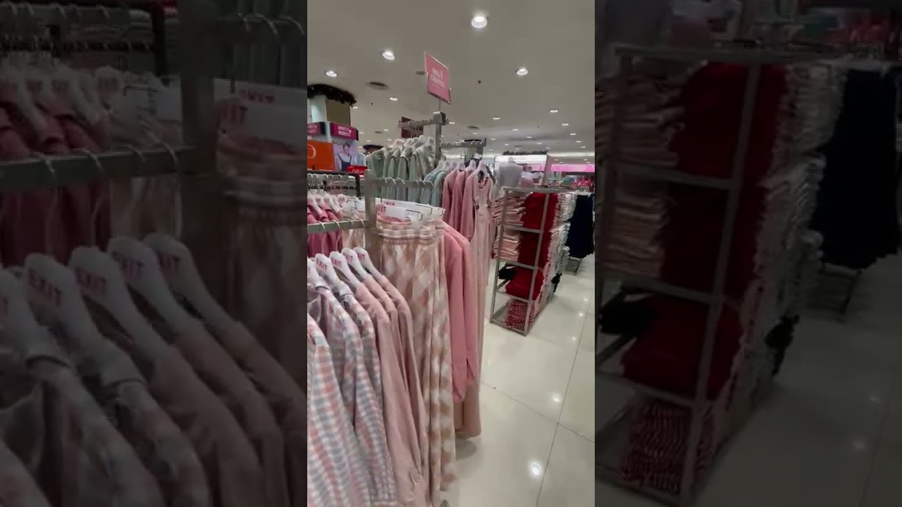 New Display Exit Matahari