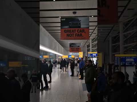 London Heathrow Airport 🛫 |Terminal 2|