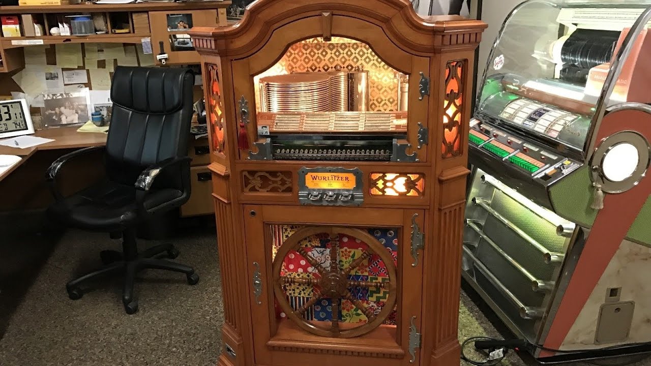 1941 Wurlitzer Colonial 780 Restored Jukebox  SOLD FOR  $8,995