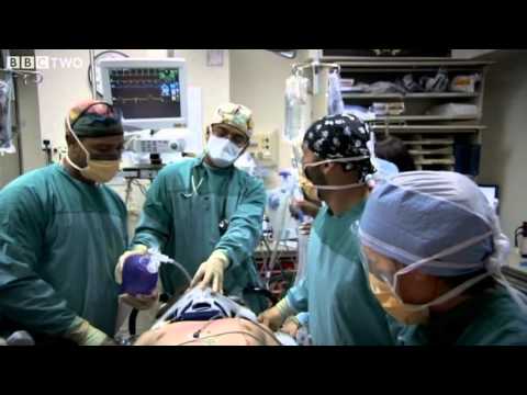Robotic Technology Used In Emergency Room - Horizon: Surviving a Car Crash - BBC