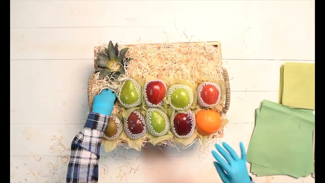Fruit Baskets and Gift Boxes