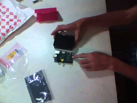 SoC Raspberry Pi Unboxing Model B - Whnabile