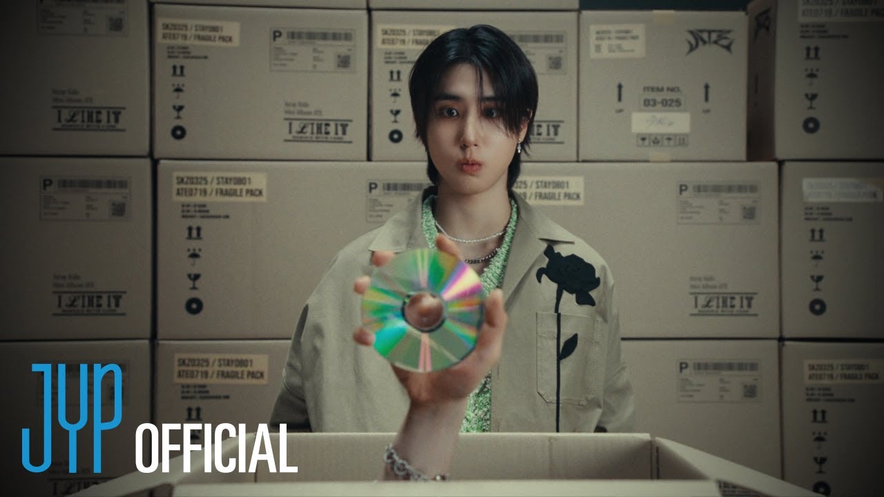 Lyrics & Translations of ATE by Stray Kids | Popnable