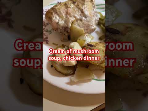 Gluten-free cream of mushroom chicken with a side of potatoes with mozzarella and string beans #eat