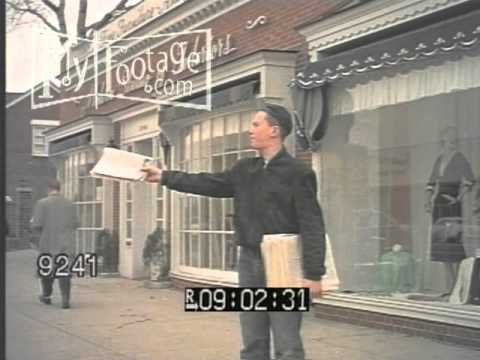 1940s Newsboy Selling Newspapers (Silent)