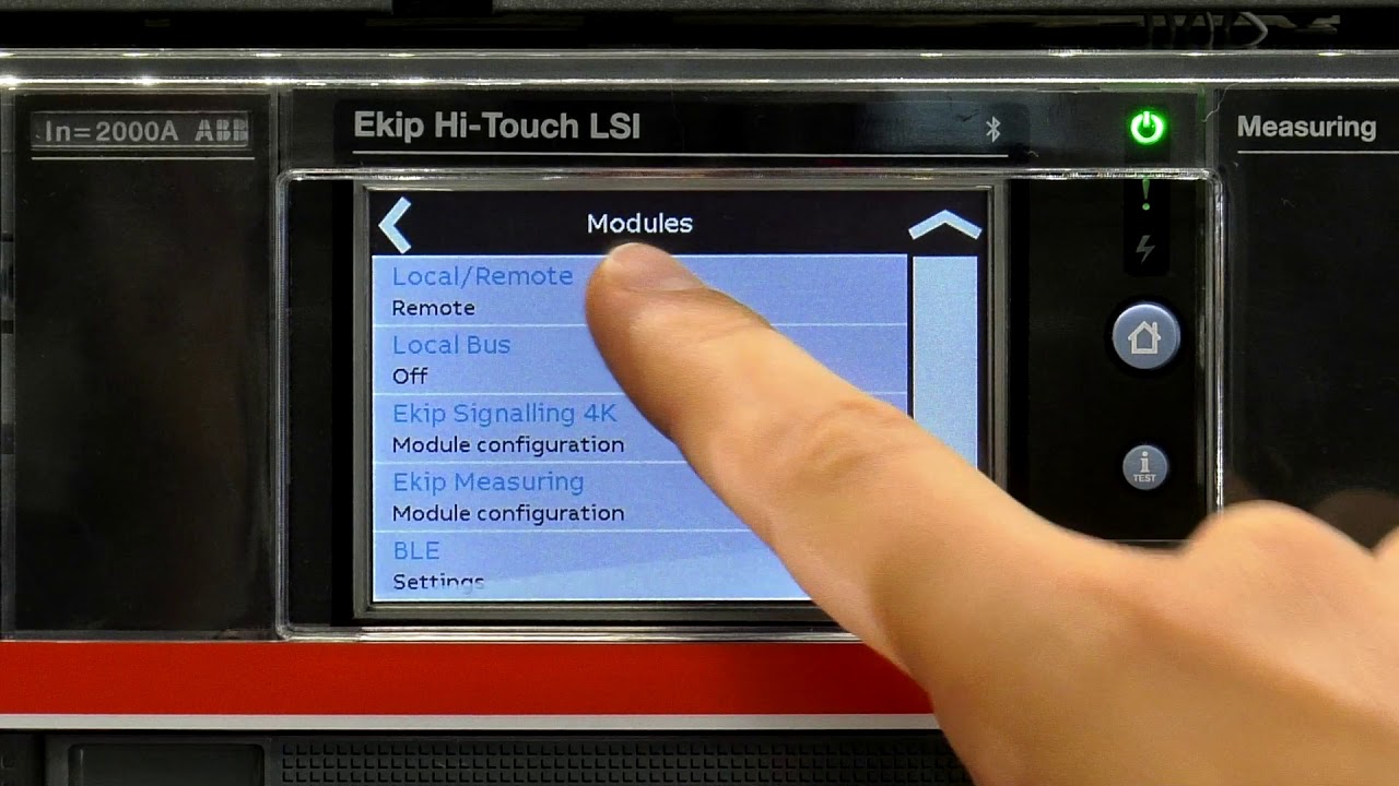 Emax 2 – Basic Communication Commissioning via HMI