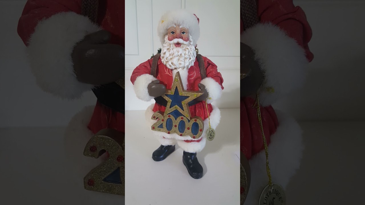 Clothtique Possible Dreams Santa Claus 1999 musical Lights Auld Lang sang
