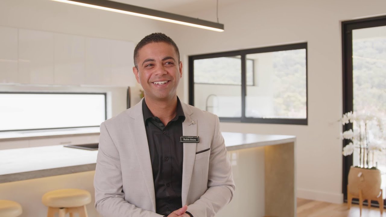 Rohin Arora - Area Specialist - Victoria - realestate.com.au