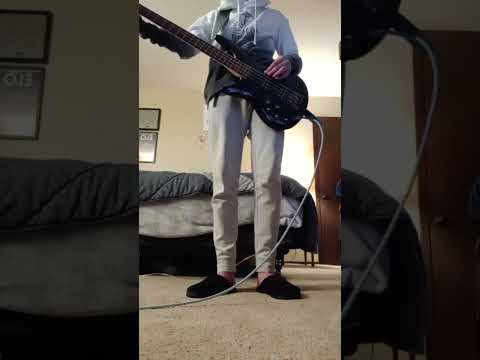 Feel Good inc. bass line #bassguitar #bassline #music