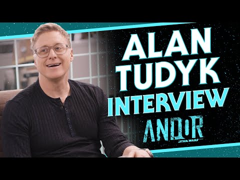Alan Tudyk Talks Playing K-2SO On Andor And Rogue One