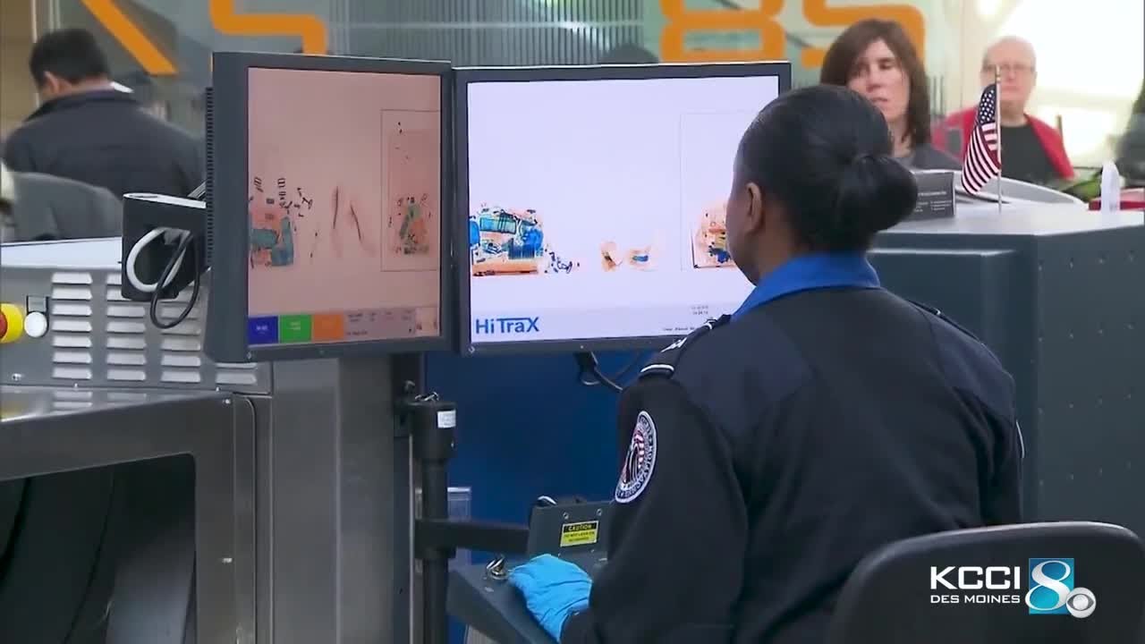 Editorial: Executive order gets TSA workers paid, but doesn't solve funding problem