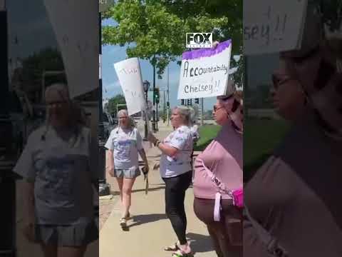 Protesters Rally Outside Courthouse After Ex-Springfield Officer's DUI Hearing