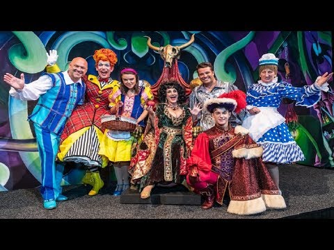 CAST Snow White REVIEW Birmingham Hippodrome 2019 - Matt Slack, Lesley Joseph, Joe McElderry