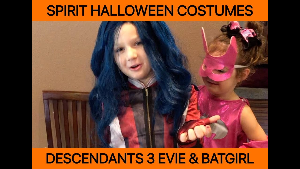 NEW 2019 DESCENDANTS 3 Evie Costume UNBOXING and Batgirl Costume from Spirit Halloween!