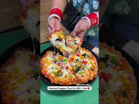 Overload Veggies Pizza In Just 200/-🤤 #youtubeshorts #trending #viral #pizza #veggies #streetfood