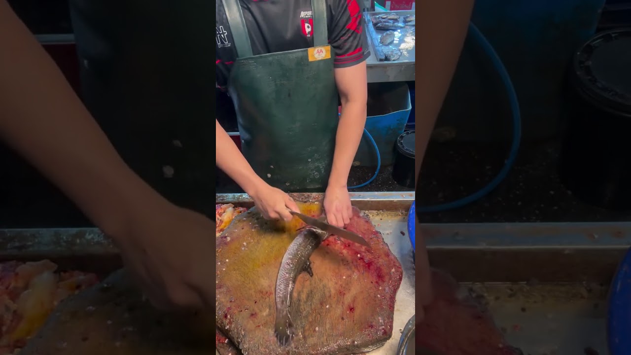 This is showing how to slice a Snakehead Fish #shorts #fishcuttingskills