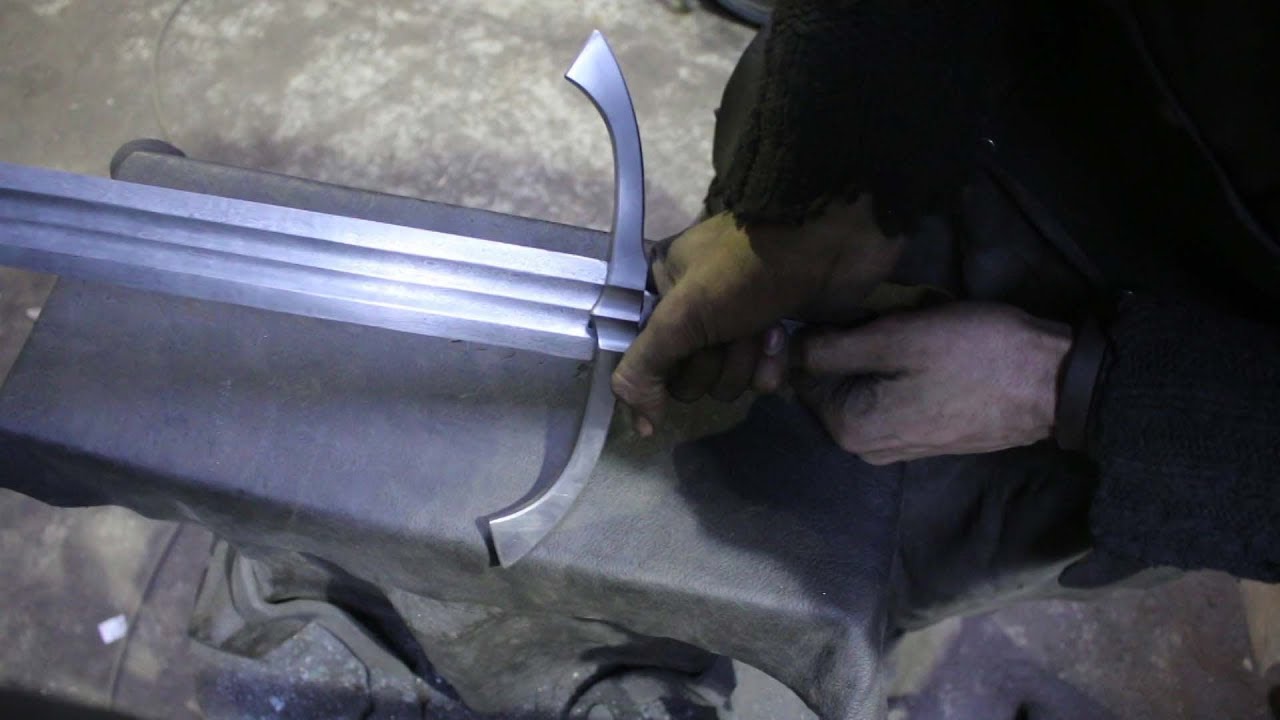 Forging a pattern welded Witcher 3 Wolf sword, part 2, forging the cross-guard