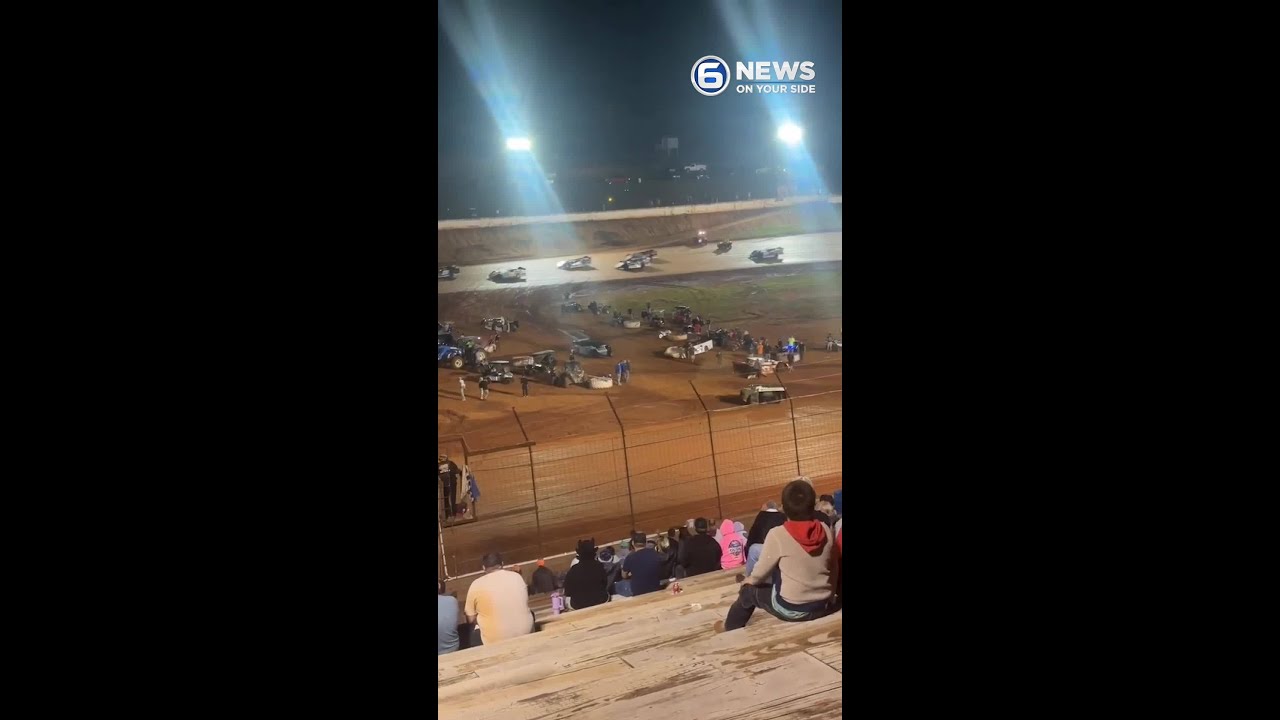 Driver charged after race car collision in Niota