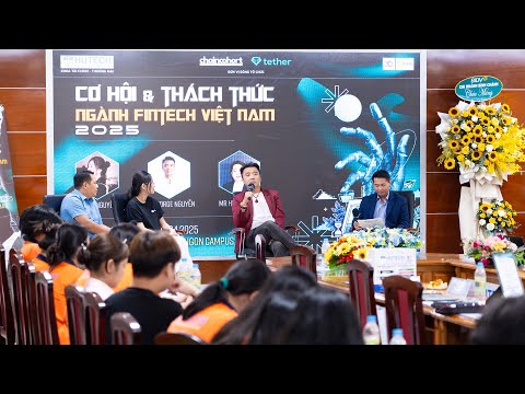 Sinh viên Khoa Tài chính - Thương mại “giải mã” Fintech, định hướng nghề nghiệp thời đại 4.0