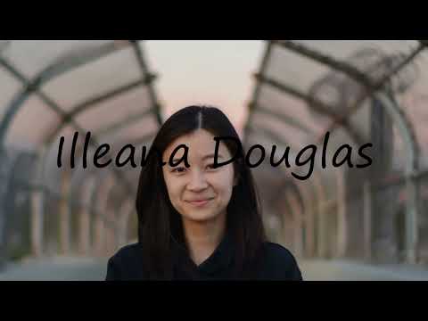 How to pronounce Illeana Douglas in English?