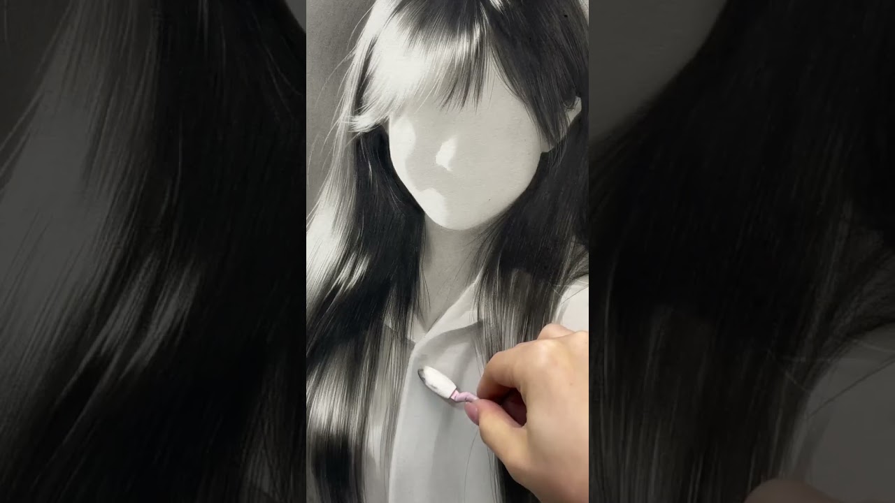 Perfect drawing cannot be without light! #drawing #charcoaldrawing #portraitdrawing #charcoalshading