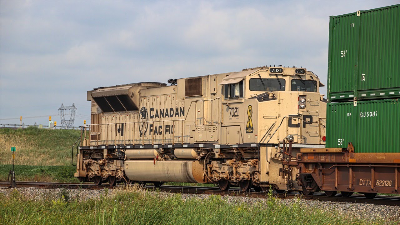 CP 8025, CP 8119, CP 7021 [CP 100] at Vaughan, ON | [08/10/2021]
