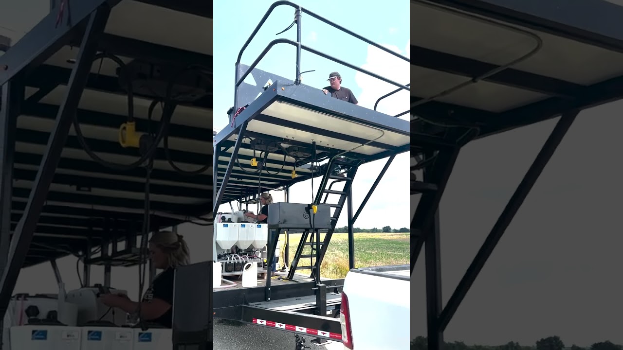 The Flight Deck Trailer by nuWay Ag