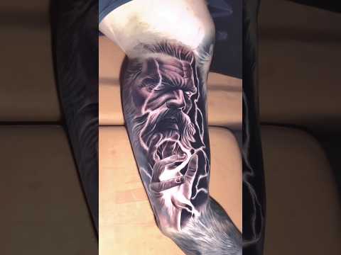 Tattoo Zeus processo em ASMR #asmr #tattoo #tattooink #fyp #tattooartist