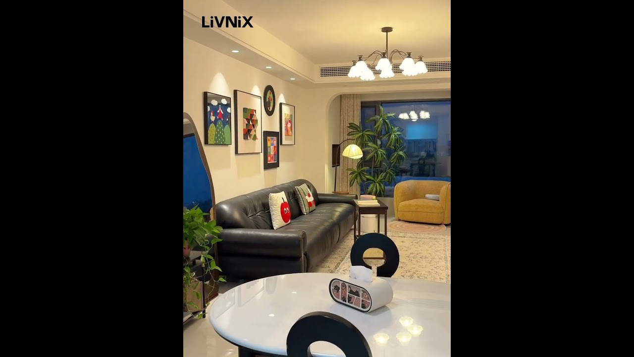 Black Leather Sofa | Classic & Timeless Home Style