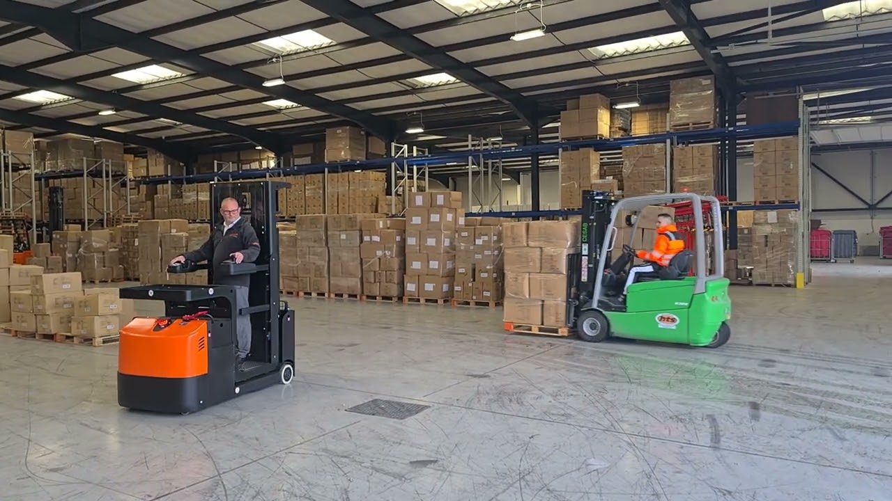 EP JX1 electric order picker