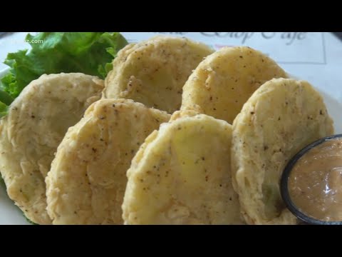 Fried Food Friday: Fried Green Tomatoes at the Whistle Stop Café
