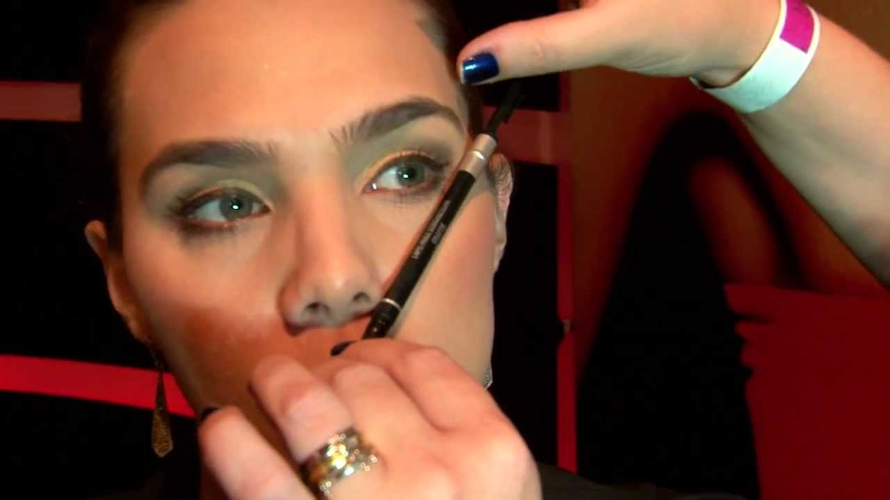 SPFW - Sobrancelhas marcadas