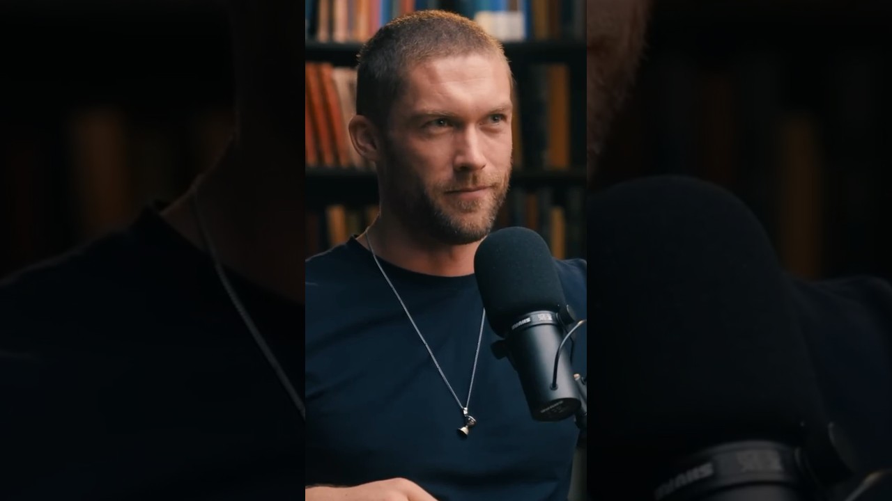 🎙️ Chris Williamson reads Strangest Loop’s ‘Doing the Thing’ essay to Steven Bartlett