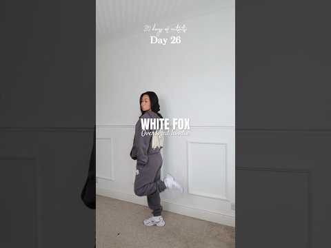 I get the hype about these tracksuits now #whitefox #whitefoxboutique #oversize #hoodie #ootd