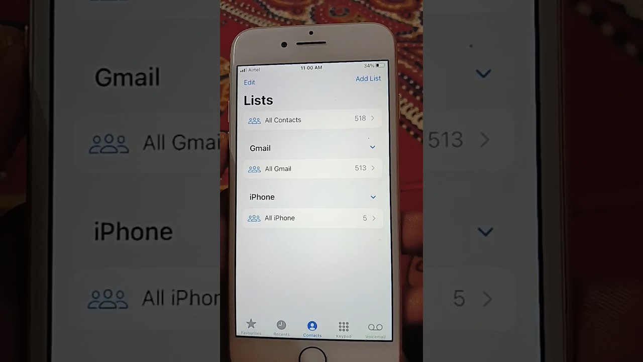 iPhone Contact List