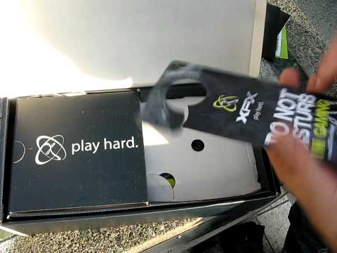Radeon HD 5850 1GB ATI Video Card XFX Unboxing Linus Tech Tips