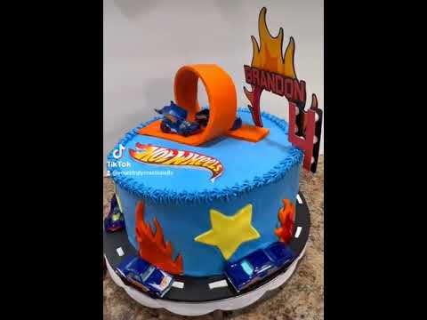 Hot wheel cake. 5th cake ever #birthdaycake #hotwheels #birthday #cars #foryoupage #like #subscribe