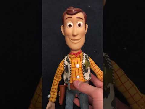 Explaining why Toy Story 4 Thinkway Woody dolls suck in 58 seconds